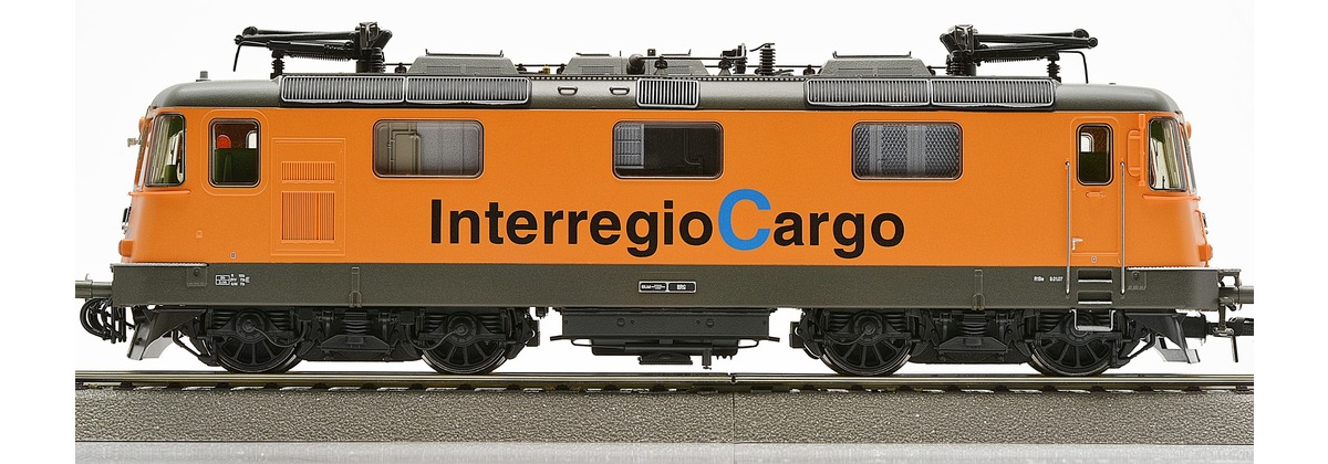 73375 Locomotiva elettrica Re 4/4 II, Interregio Cargo, SBB